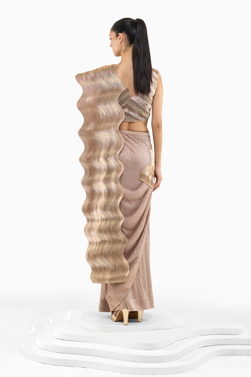 ROSE GOLD RIPPLE SAREE – Rimzim Dadu